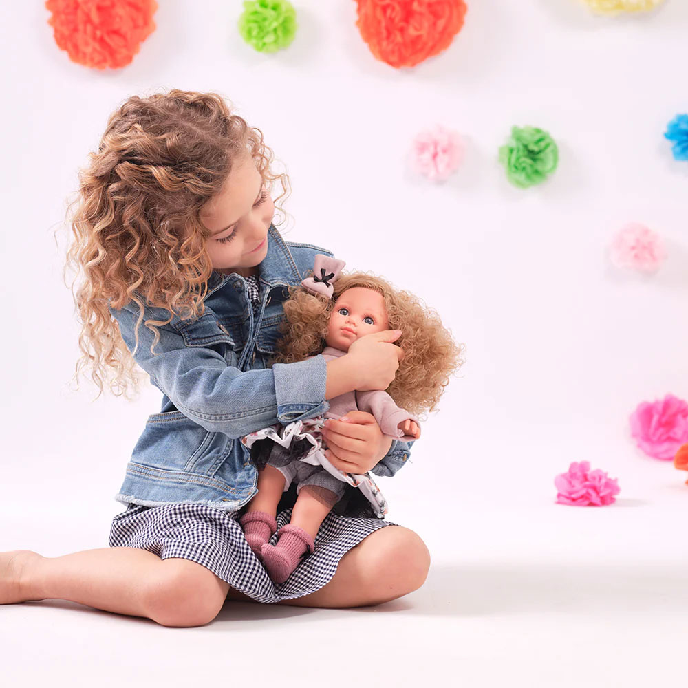 Story box toys and books. Кукла EЛЕНА 35 cm - Llorens